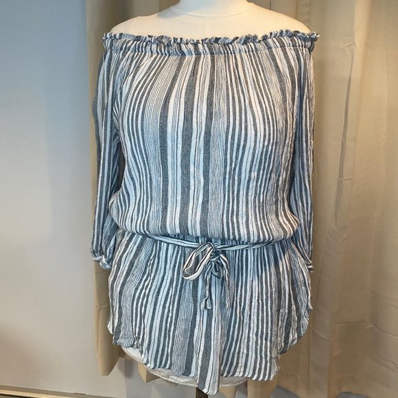 Forever 21 | Tops | Forever 2 Los Angeles Collection Beachy Striped Off ...